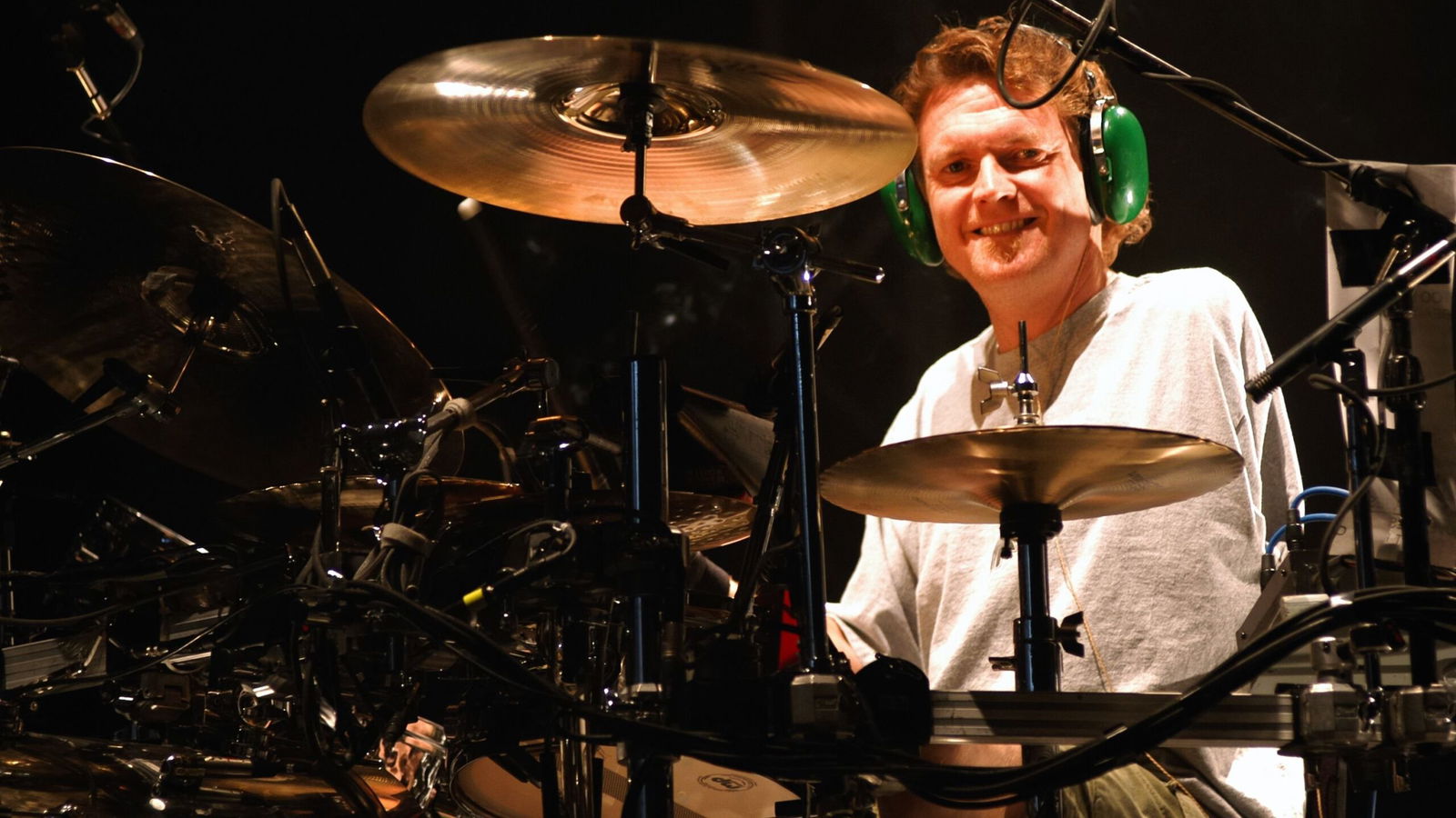 Rick Allen Of Def Leppard Breaks Silence After Florida Attack – Diply