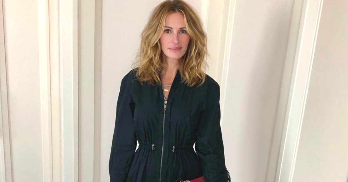 Julia Roberts Looks Radiant In Rare Makeup-Free Selfie – Diply