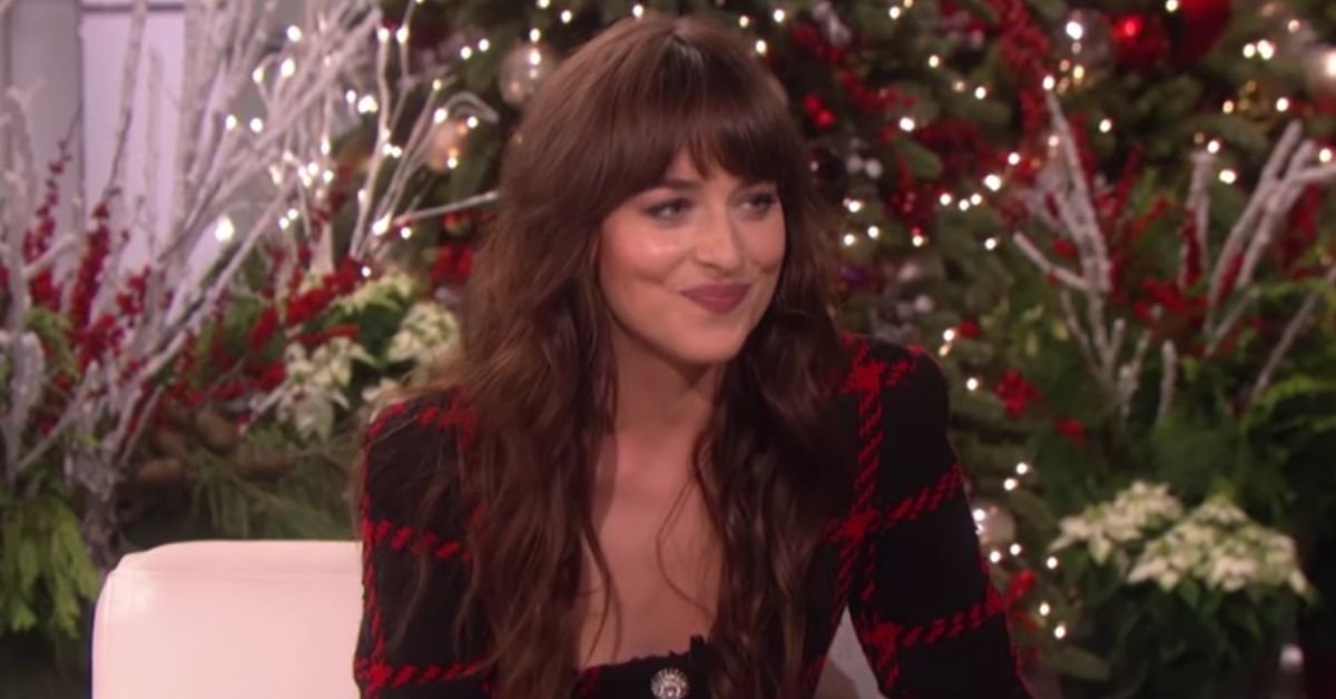 10+ Times Celebrities Gave Us Second Hand Embarrassment – Diply