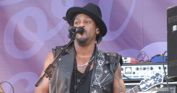 D’Angelo, R&B Soul Legend, Dies Aged 51 Following Private Battle With ...